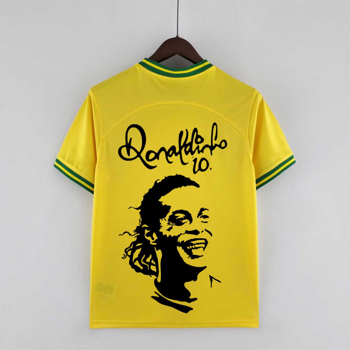 Brazil x Ronaldinho Special Edition – RetrokitStar