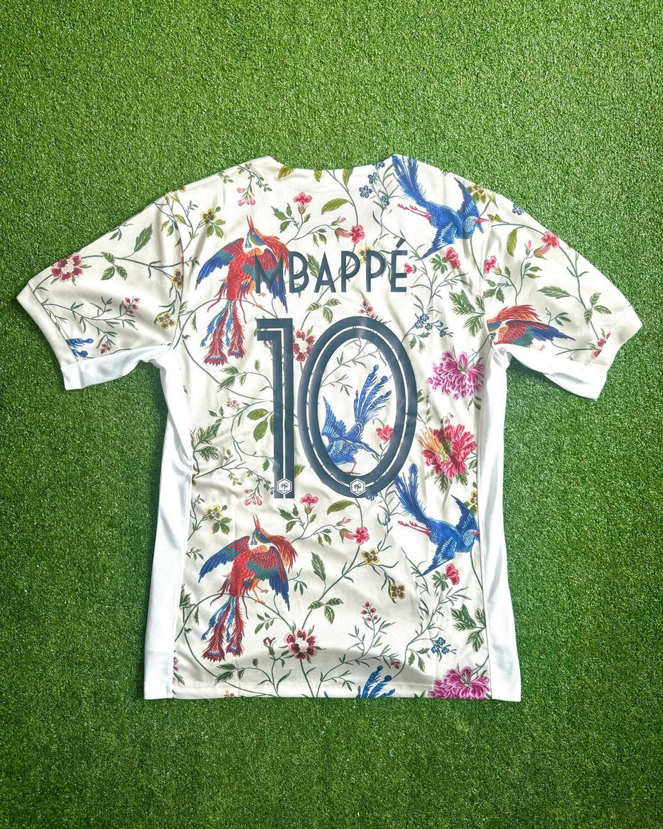 2024 France Special Kit – RetrokitStar