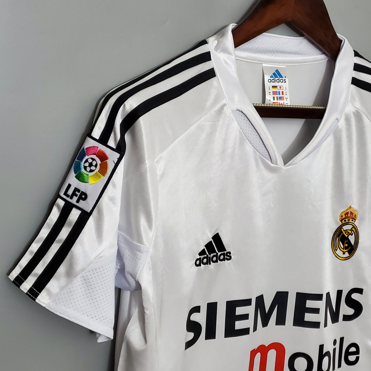 2004-2005 Real Madrid Home retro kit – RetrokitStar