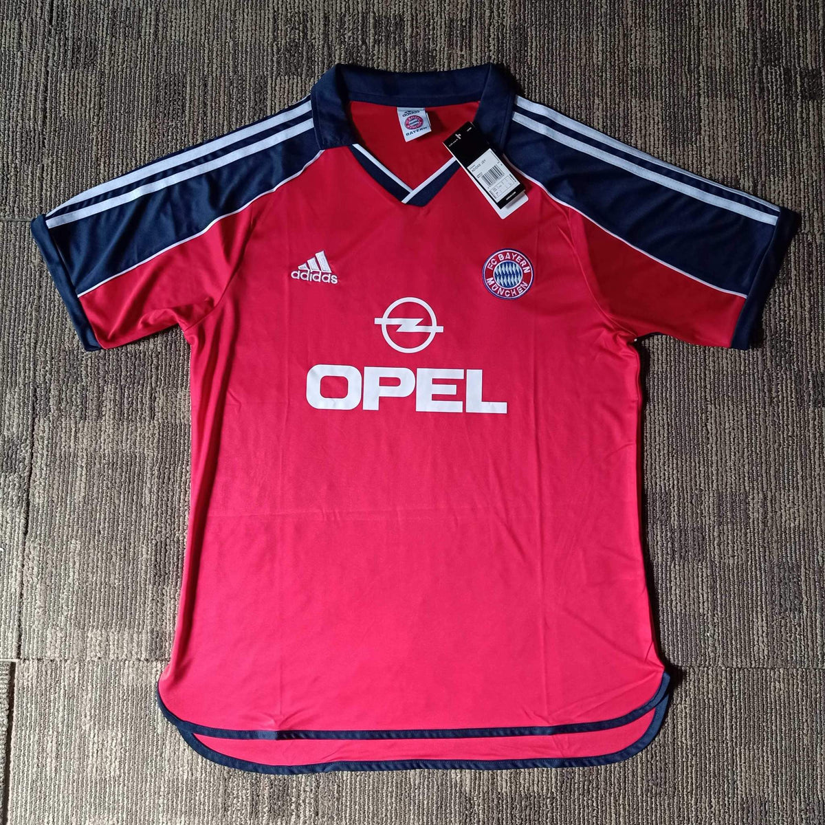 1999-2000 Bayern Munich home kit – RetrokitStar